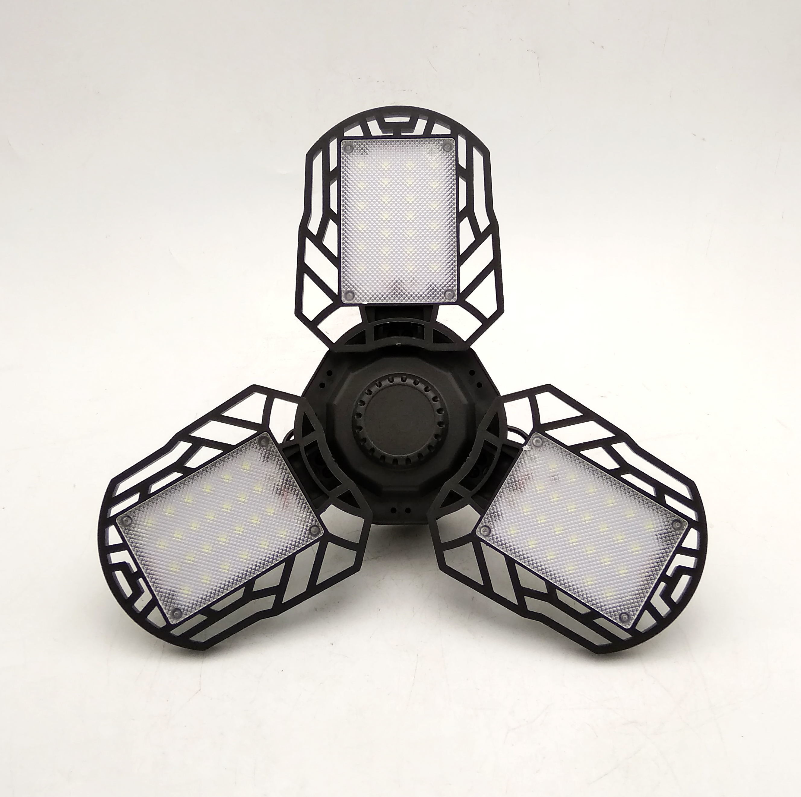 Ultra Bright Adjustable LED Work Light 25.5X13X10.7cm Battery Powered ...